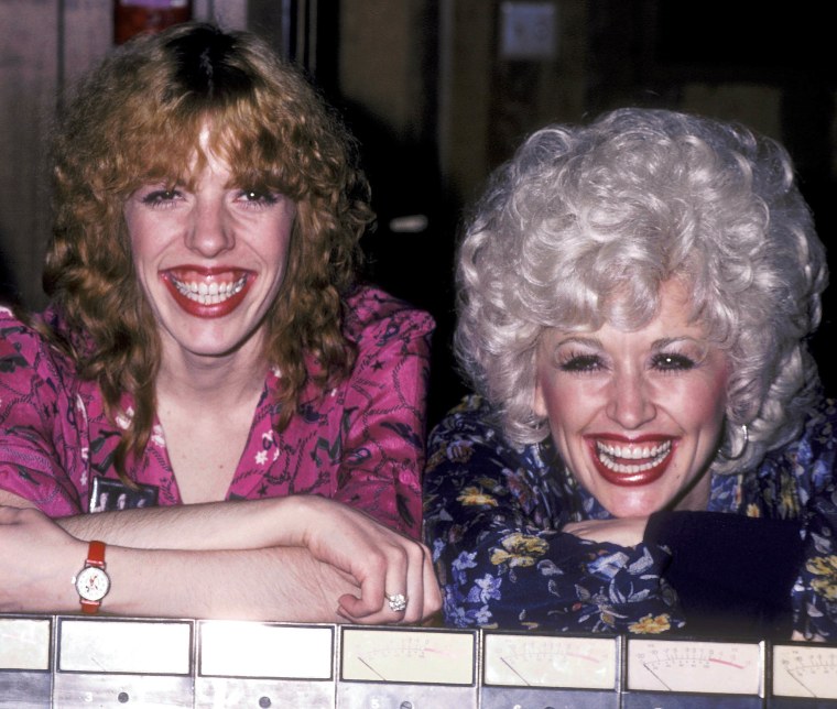 Dolly Parton's Sister Freida Clarifies Comments About Singer's Health