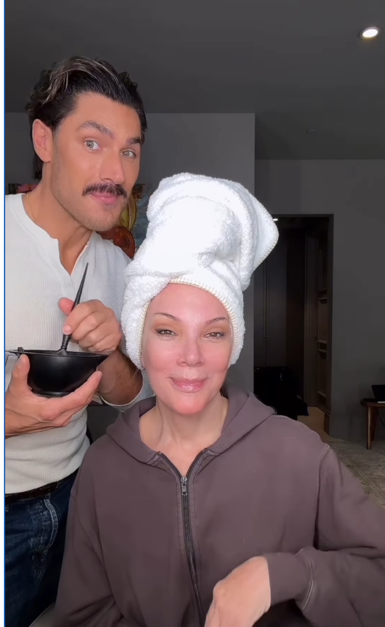 Kris Jenner Shows Off New Blond Hair