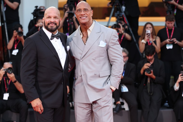 Mark Kerr Now: Where 'The Smashing Machine' MMA Fighter Is Today