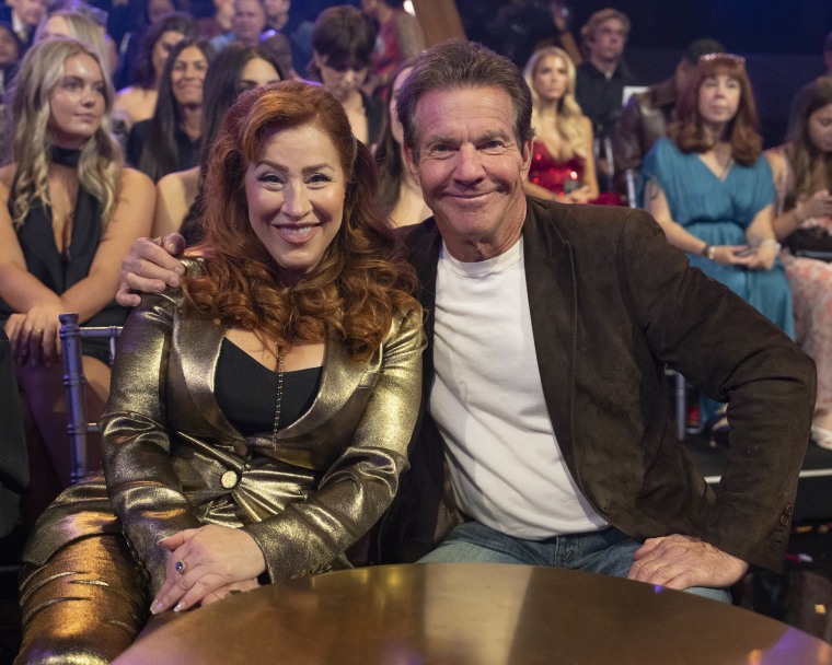 Dennis Quaid Attends 'DWTS' to Support 'Parent Trap' Co-Star Elaine Hendrix