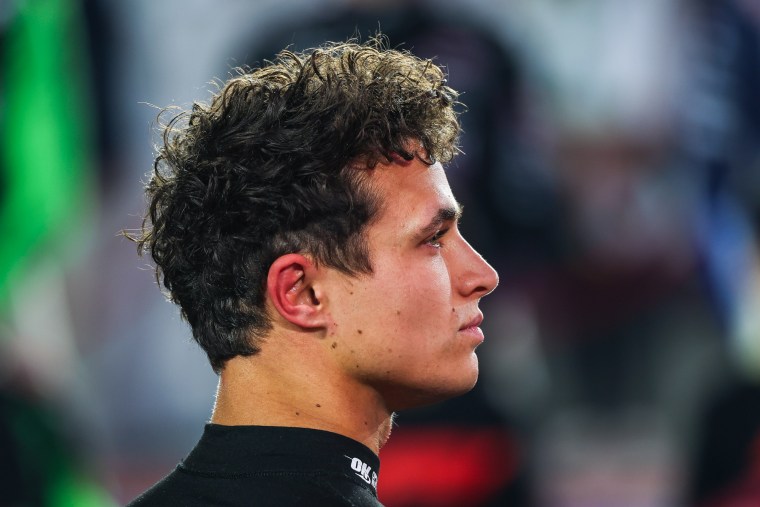 Verstappen wins Formula 1 race in Qatar as championship fight heads to ...