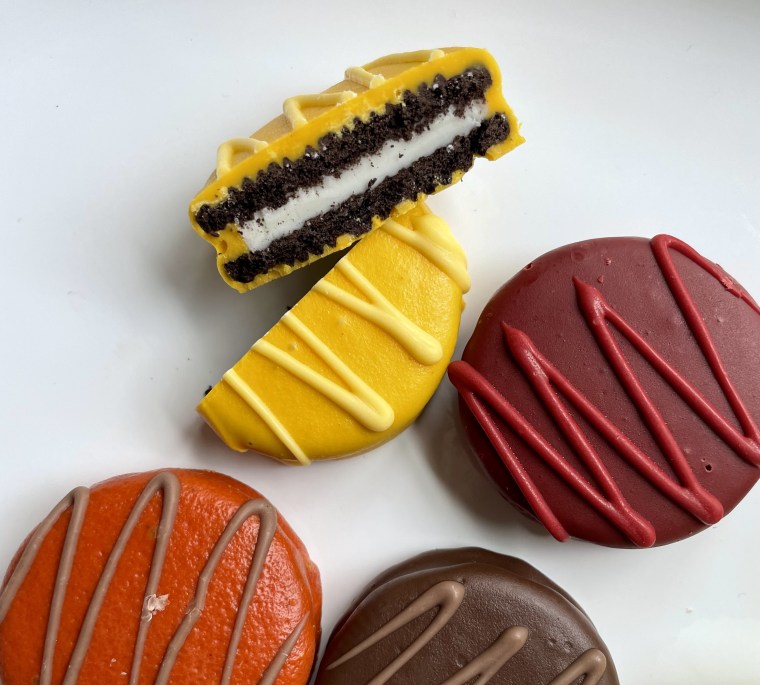 I Tried Oreo’s Thanksgiving Dinner Cookies: My Honest Review