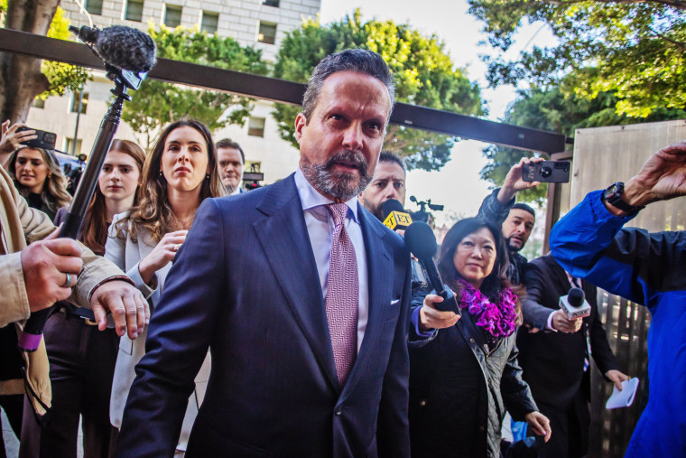 Nick Reiner lawyer steps down just before arraignment in Rob and ...