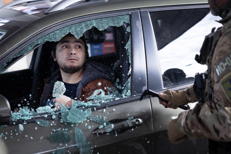 Hundreds more federal agents are headed to Minnesota, Kristi Noem says