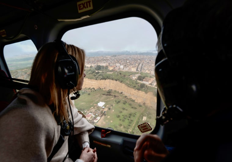 Huge landslide leaves Sicilian homes teetering on cliff edge as 1,500 ...