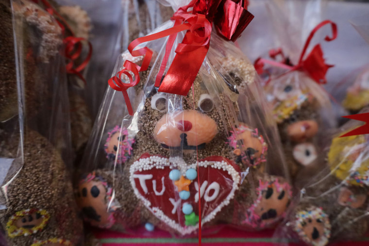 15 Valentine's Day Traditions From Around the World