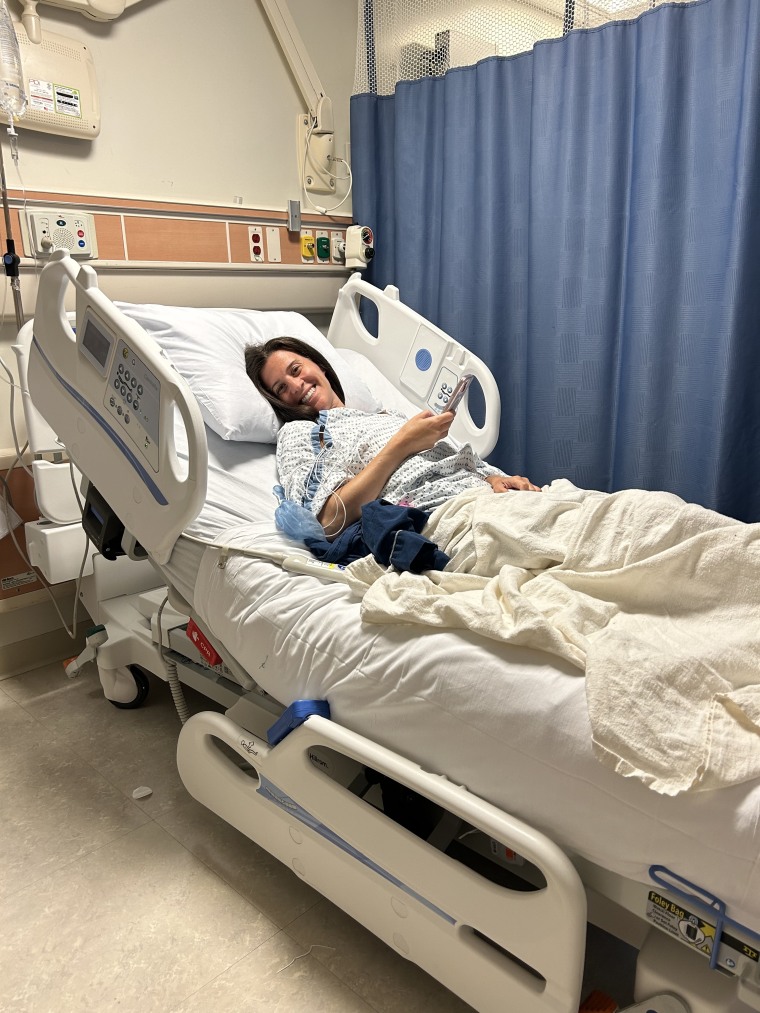 Woman Who Beat Colon Cancer 4 Times by 41 Recalls Her Early Symptoms ...