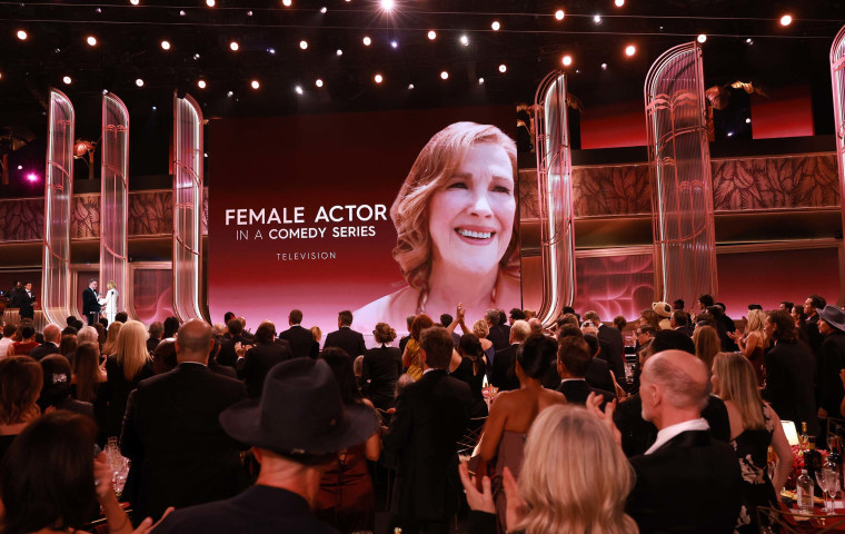 Seth Rogen Accepts Late Co-Star Catherine O’Hara’s Actor Award With ...