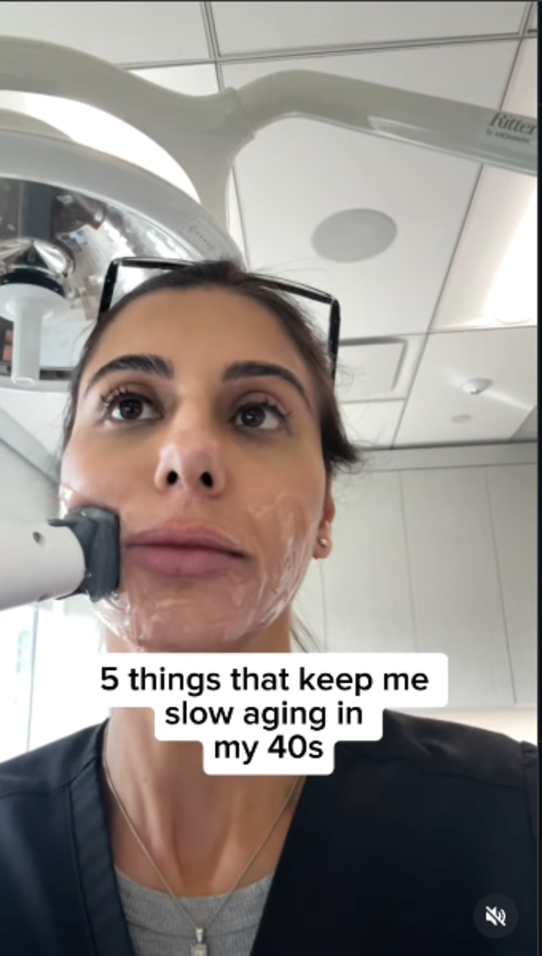 New Korean Skin-Tightening Device Gets Rave Reviews. See the Results