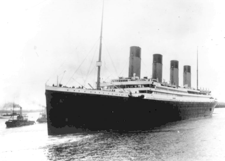Plan to sell artifacts from the Titanic faces U.S. government opposition