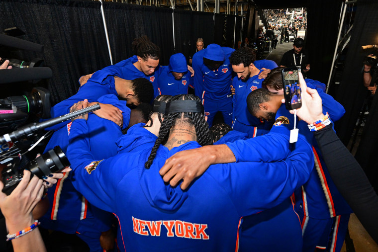 Knicks Starting 5 Reveal The Team Rule Behind Their On-Court Chemistry ...