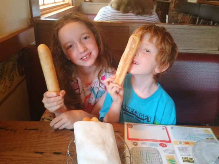Olivia Garton Learns Why Her Olive Garden Name Went Viral