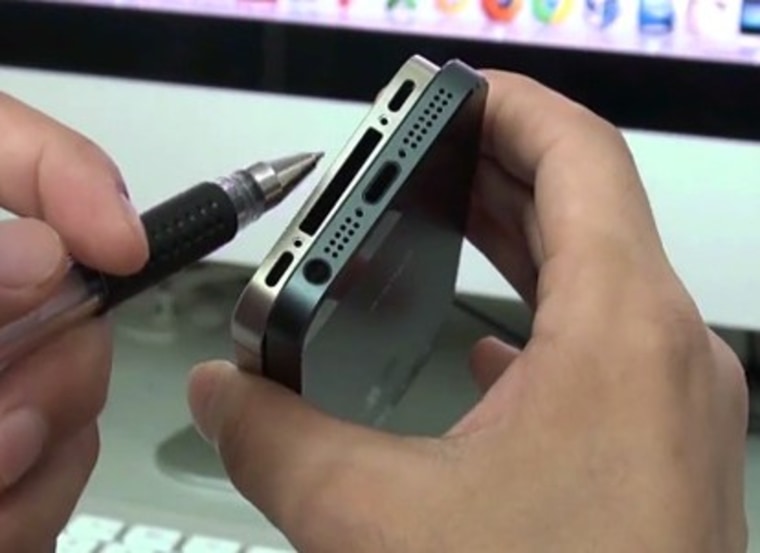 Apple to put new dock connectors on new and existing iOS devices this fall?