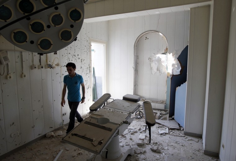 Syria air strike hits Aleppo hospital