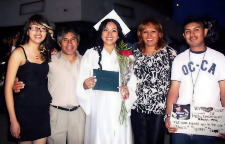 Undocumented mom risks life in US to join immigration fight