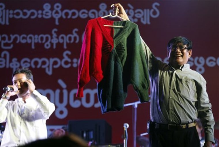 Sweaters made by Aung San Suu Kyi net $123,000 at political fundraiser