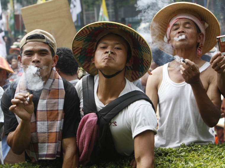 Indonesian tobacco farmers' smoke-fueled protest