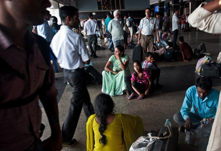 Massive India blackout leaves 300 million without power