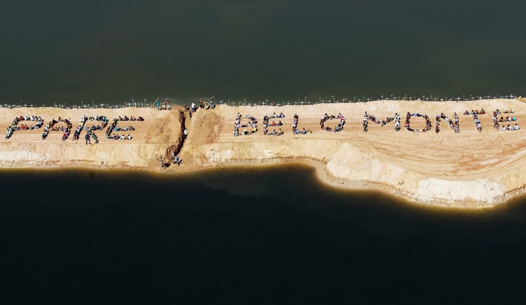 Activists protest dam project in Amazon basin of Brazil