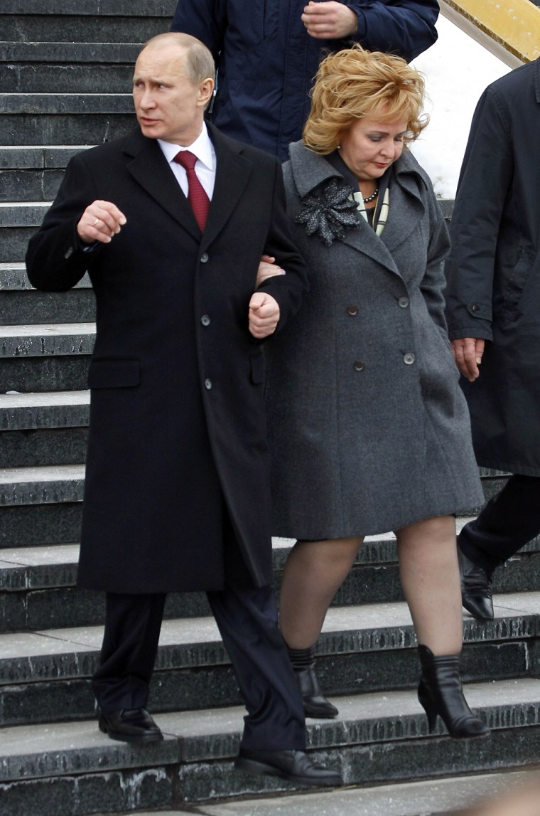 Putin wins Russian presidency, exit polls show