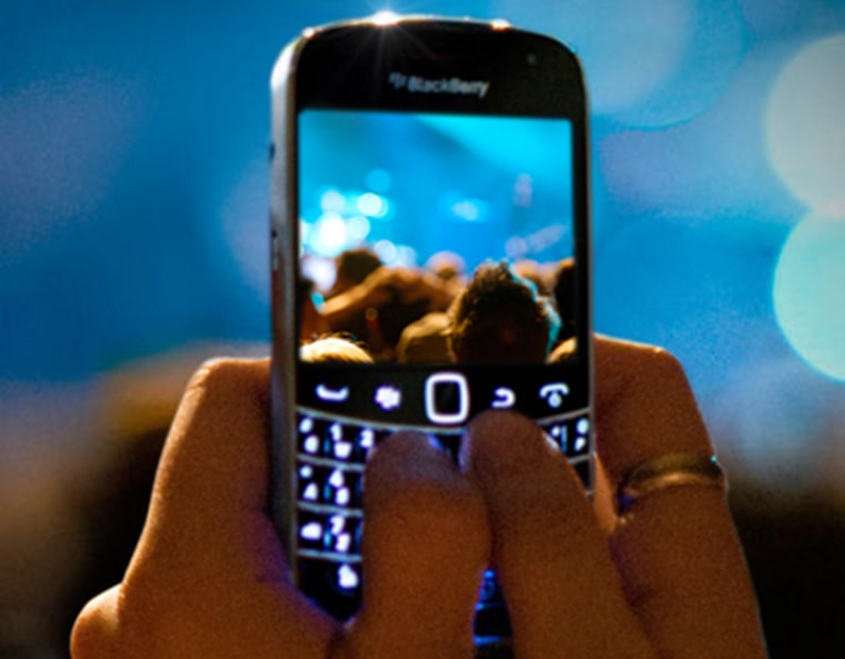 RIM to offer free voice calls with BlackBerry Messenger