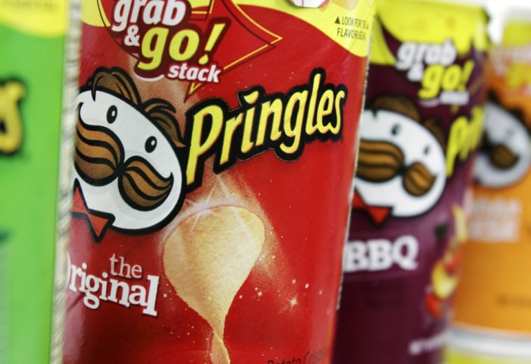 Kellogg spending $2.7 billion cash on Pringles