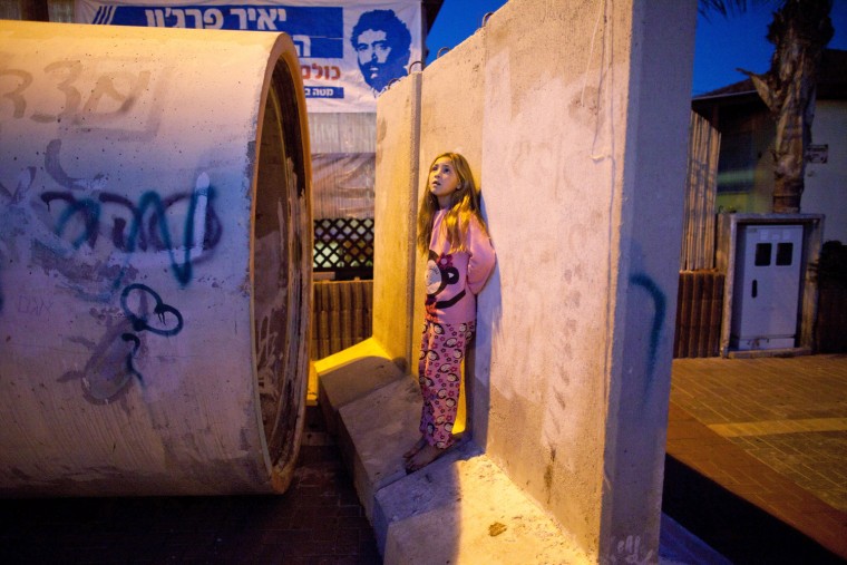 Israelis take shelter in pipes as rocket fire continues from Gaza Israelis take shelter in pipes as rocket fire continues from Gaza