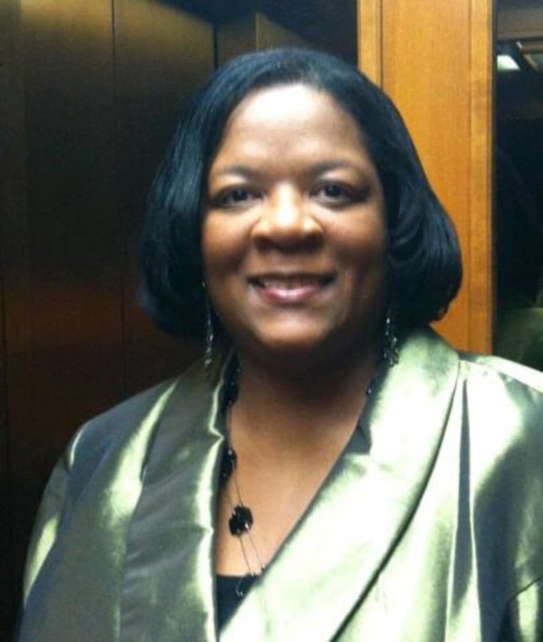 MSNBC's Yvette Miley honored with Pioneer Award from University of Florida