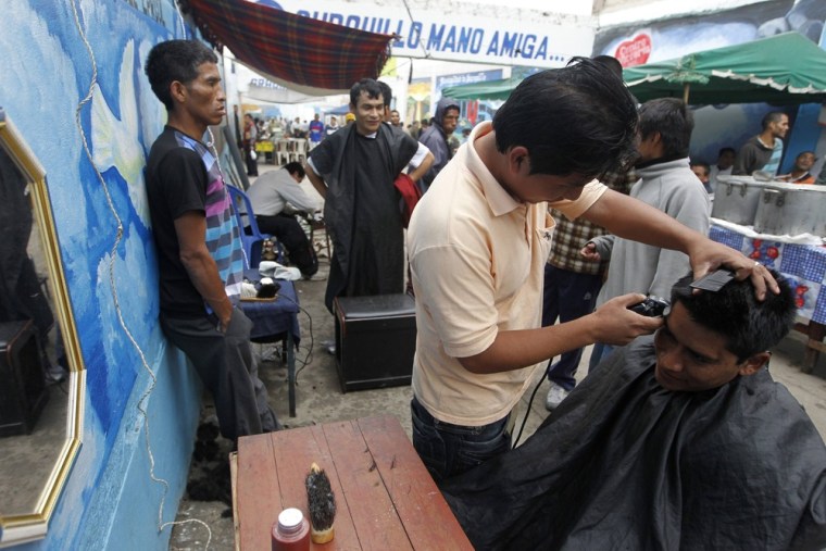 Prisoners find relative freedom behind bars in Lima