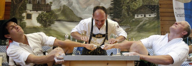 Finger wrestlers battle in Germany