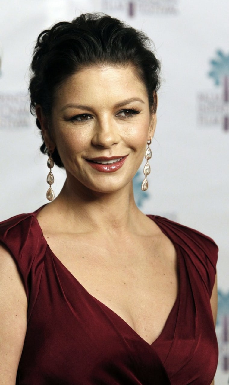 Zeta-Jones doing 'great' after depression treatment