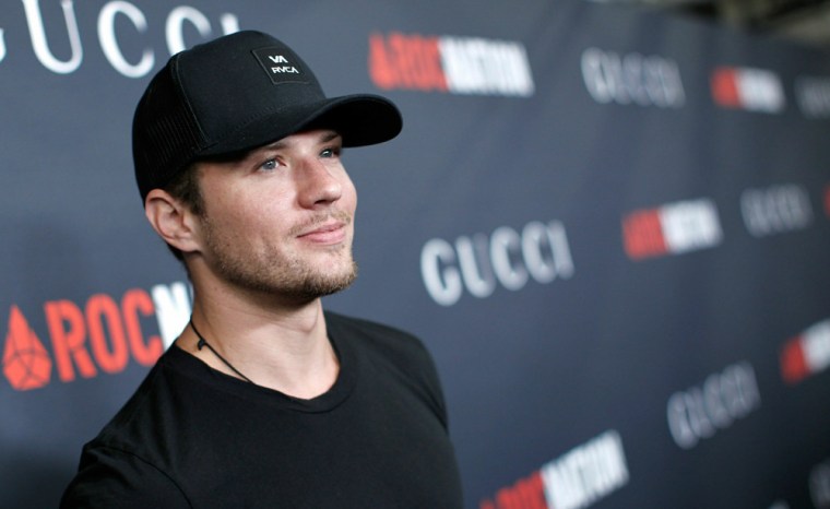 Is Ryan Phillippe's ex-girlfriend pregnant with his child?