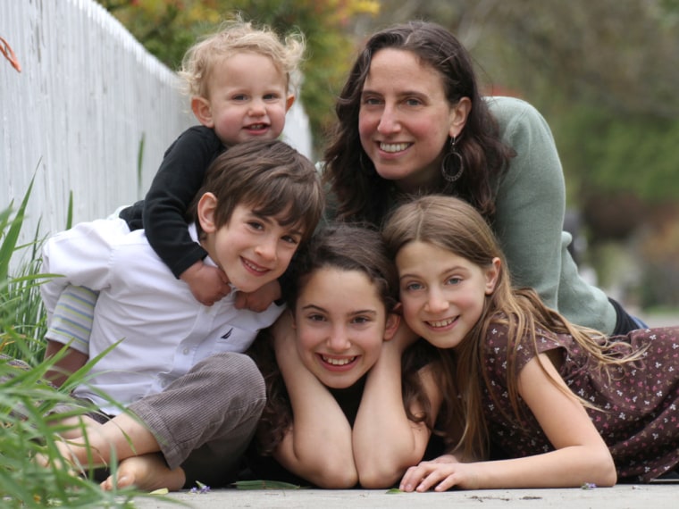 As home births rise, pediatricians group sets new guidelines