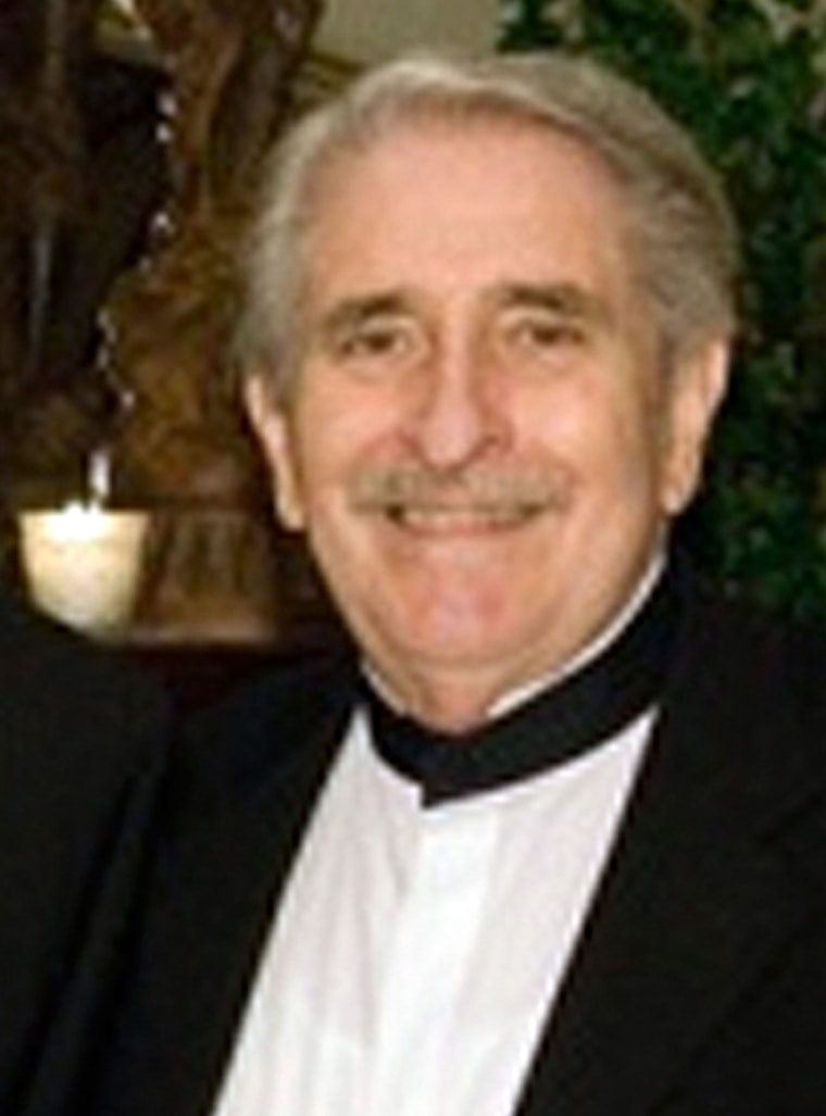 Televangelist Paul Crouch dies