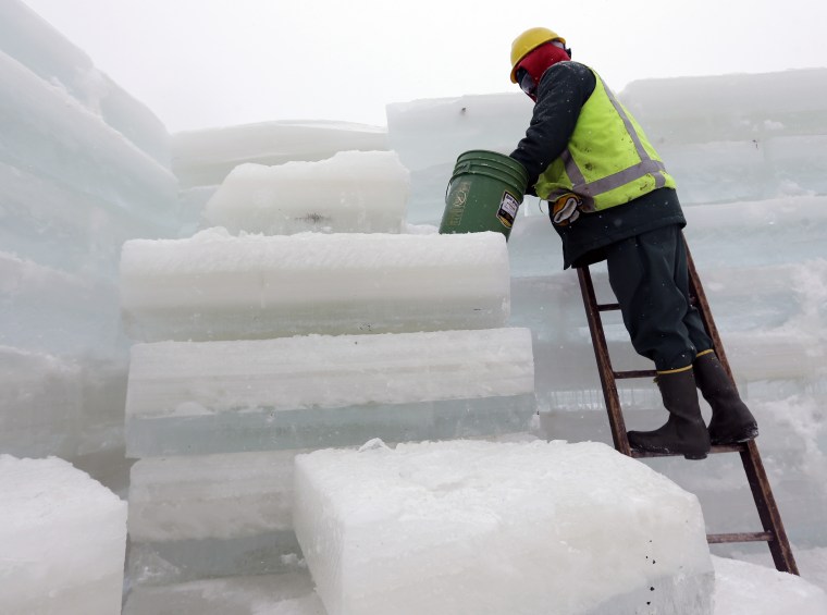 Adirondack ice palace built by 'shock' camp inmates