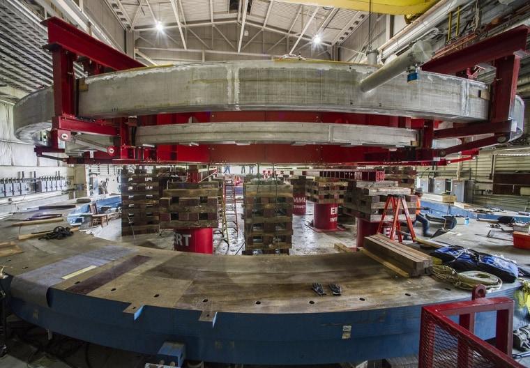 Scientists moving 15-ton magnet from NY to Chicago