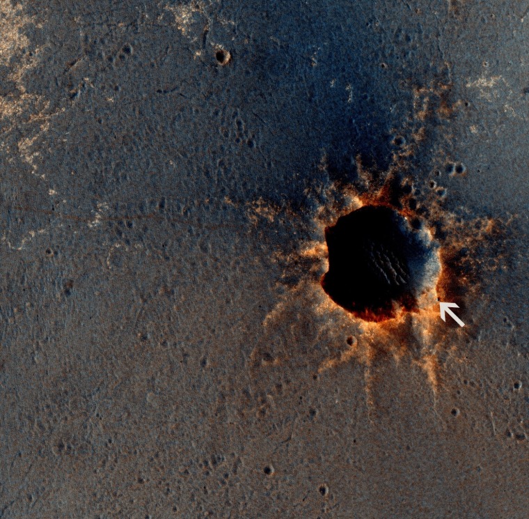 Mars orbiter tracks down rover