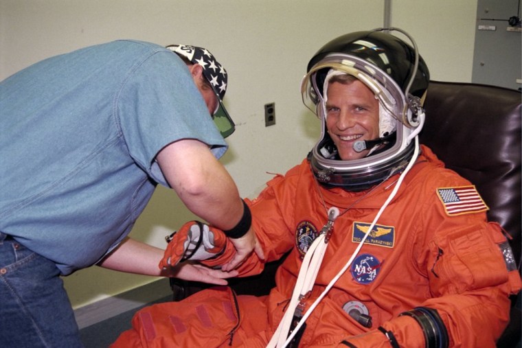 Ex-astronaut aims to build tricorders