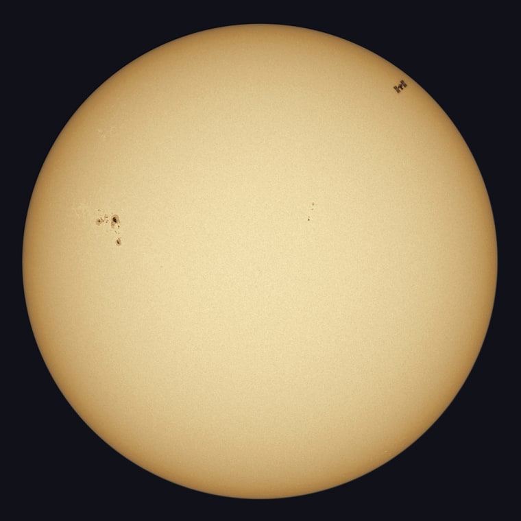 Stunning views of the sun ... and Discovery?!