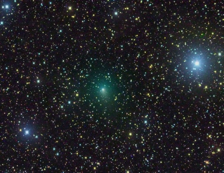 This comet's ready for its close-up