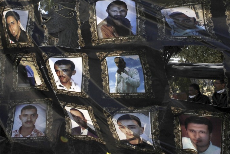 Egyptian protesters battle police in Port Said