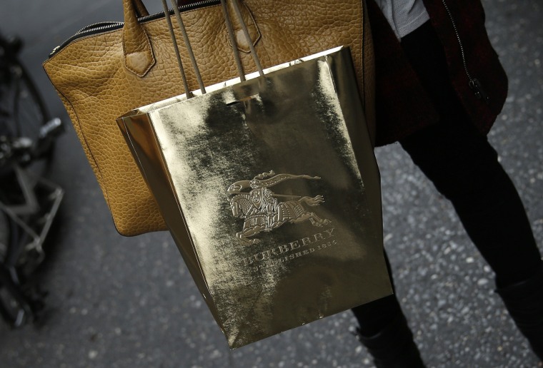 Guess Which Gender Spends More On Impulse