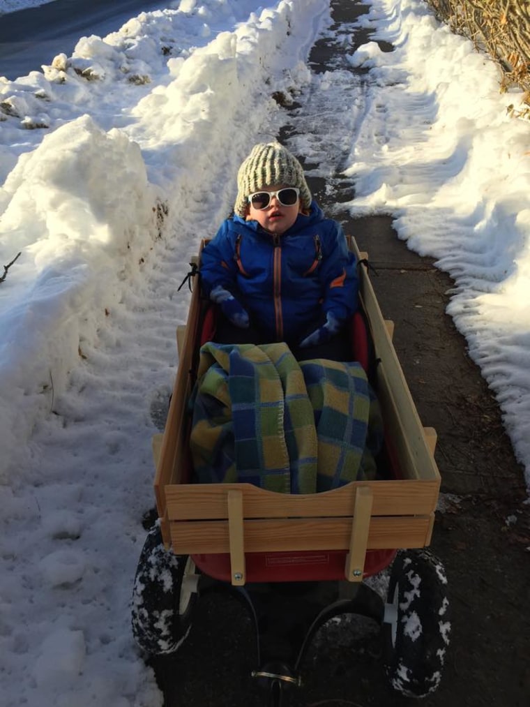 10 ways to survive (and even enjoy) a snow day