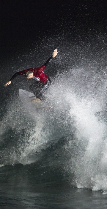 Nightsurfing in Israel