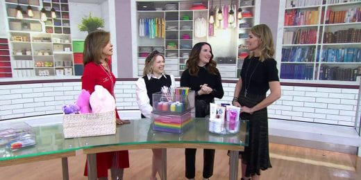 Here’s a simple way to hide your toilet brush and plunger