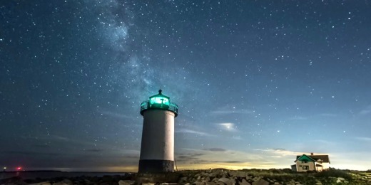 Amelia Earhart mystery may have new clue in never-before-seen photo