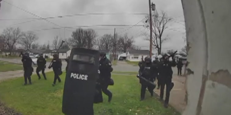 The Standoff: Simpson and SWAT