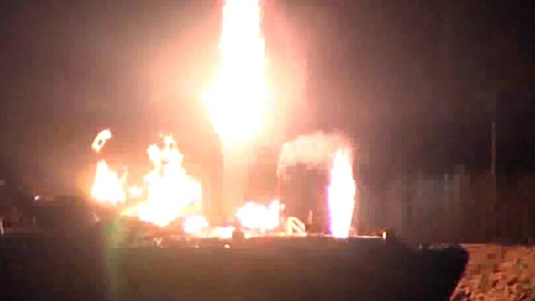 3 injured in Alabama barge explosions