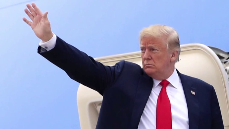 Trump tweets he has 'absolute' right to pardon himself