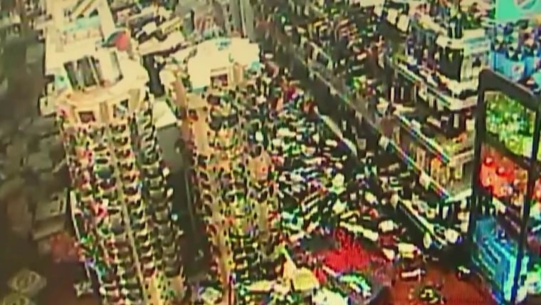 Hundreds of aftershocks hit Southern California after 6.4 earthquake